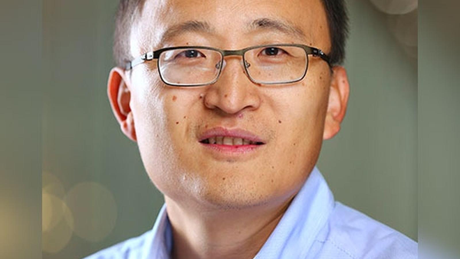 Chen Named Associate Editor for Journal of Consumer Research | Gatton ...