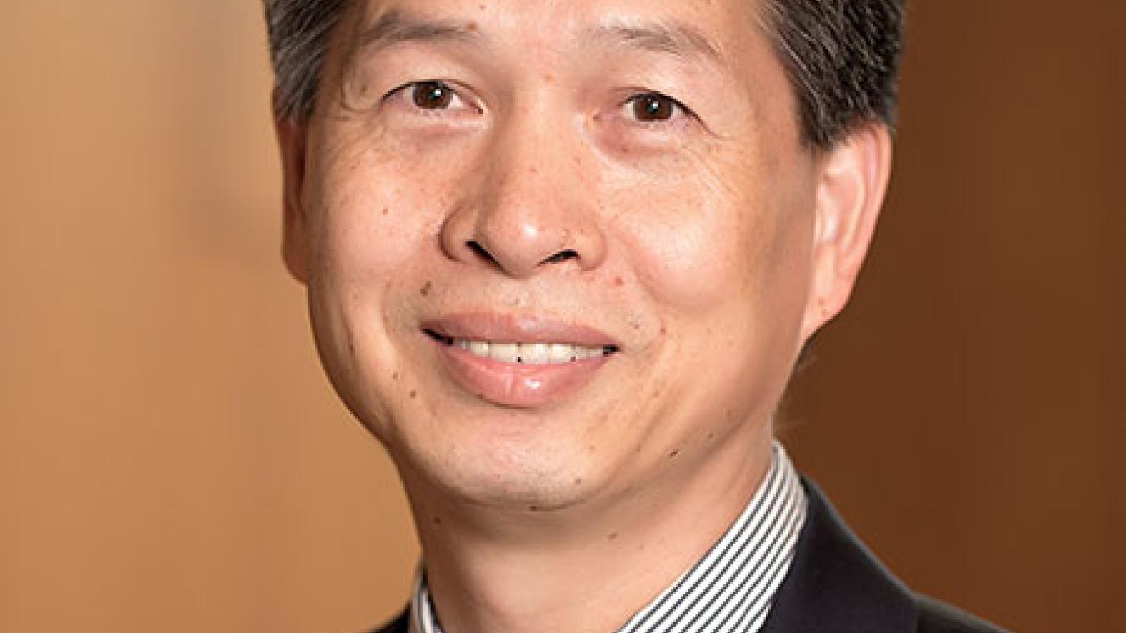 Hong Xie presents at the University of Louisville | Gatton College of ...